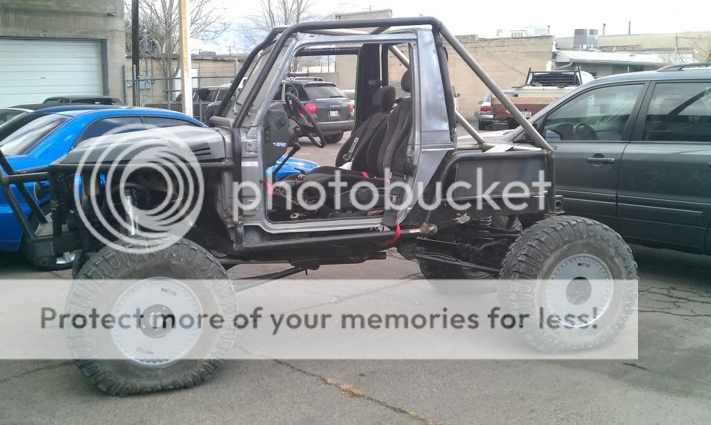 Suzuki Samurai Buggy | Pirate 4x4